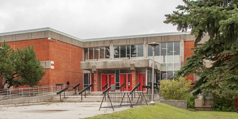 Colegio Forest Lawn High School, Alberta - CIDI